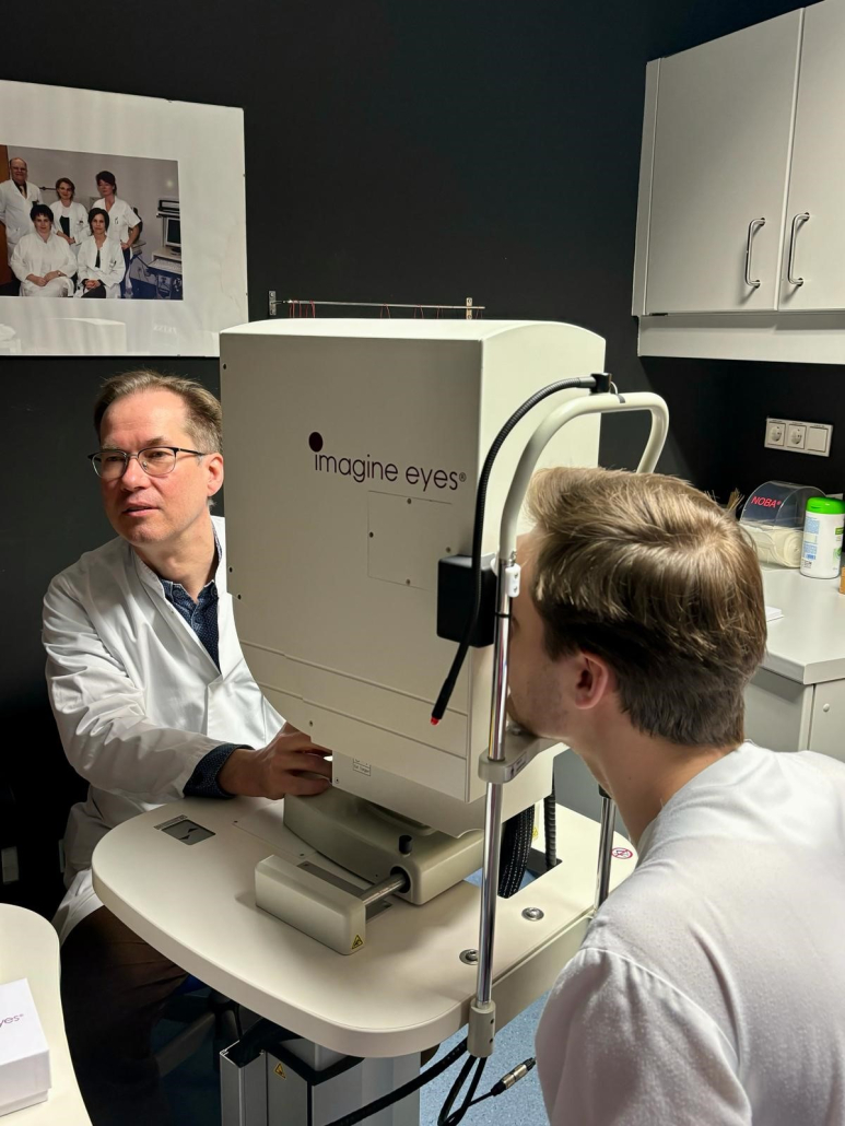 New rtx1 retinal camera up and running in Halle, Germany • Imagine Eyes